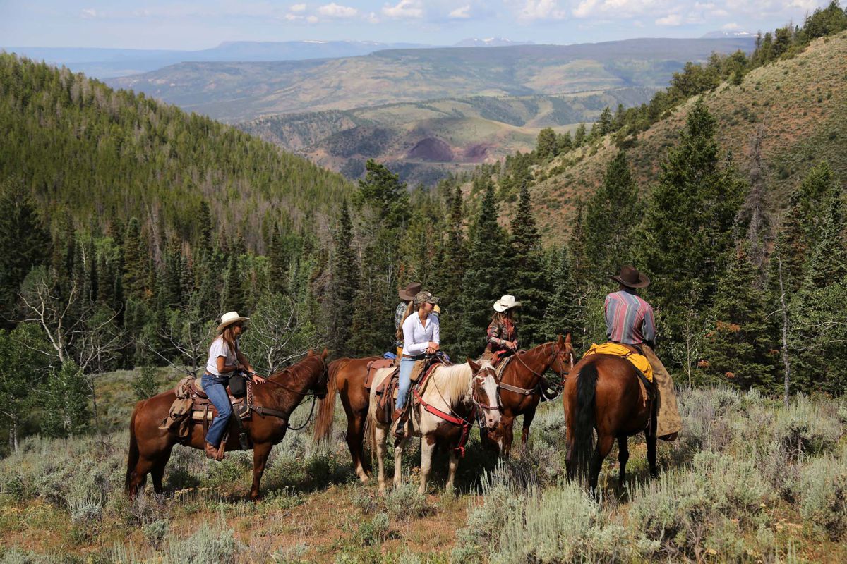 Black Mountain Ranch ~ a Concise Overview | DudeRanchVacations.com